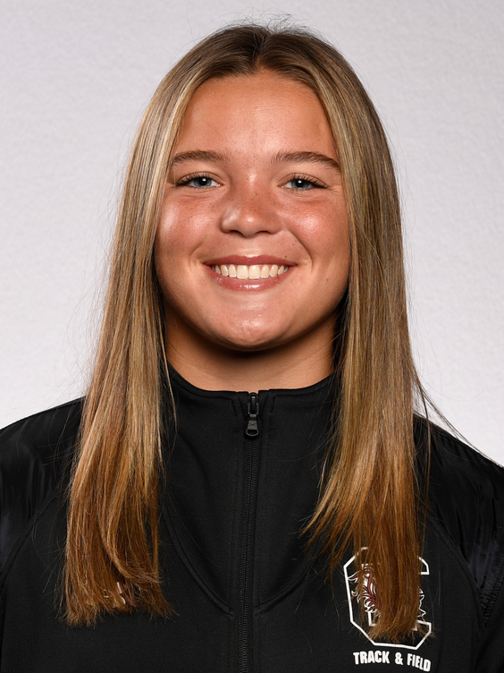 Macey Dowe – University of South Carolina Athletics