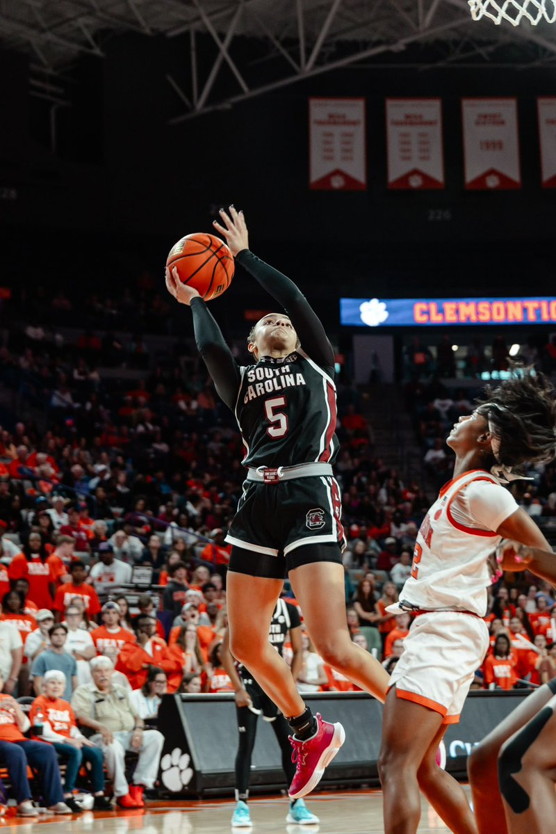 Gamecocks Top Clemson for Historic 43rd Straight Win – University of ...