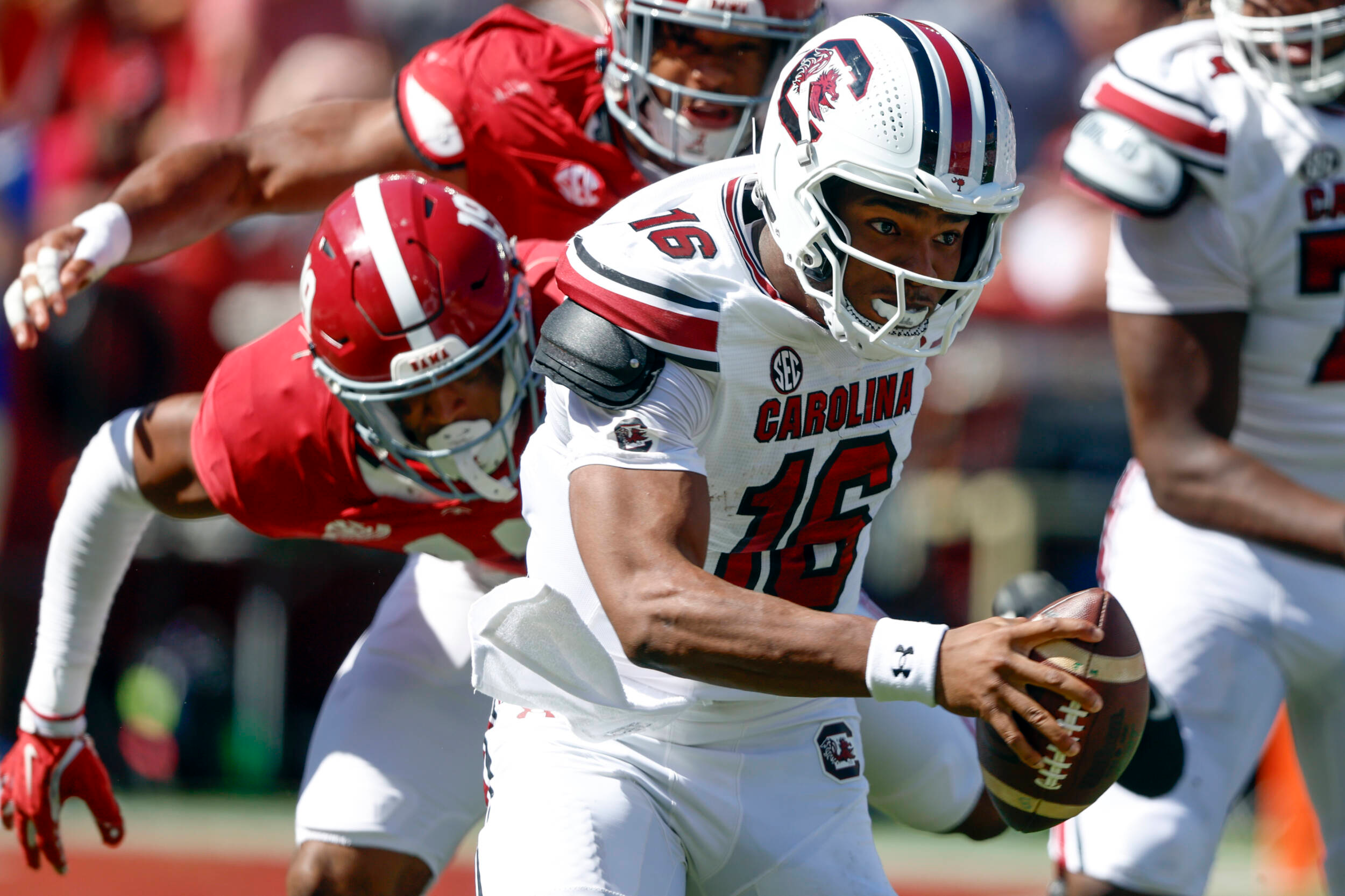 Football Falls to No. 7 Alabama, 27-25 – University of South Carolina ...