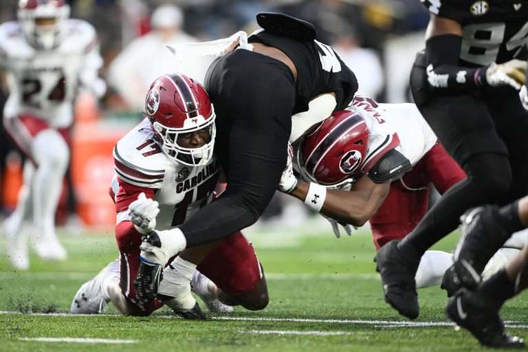 Football – University of South Carolina Athletics