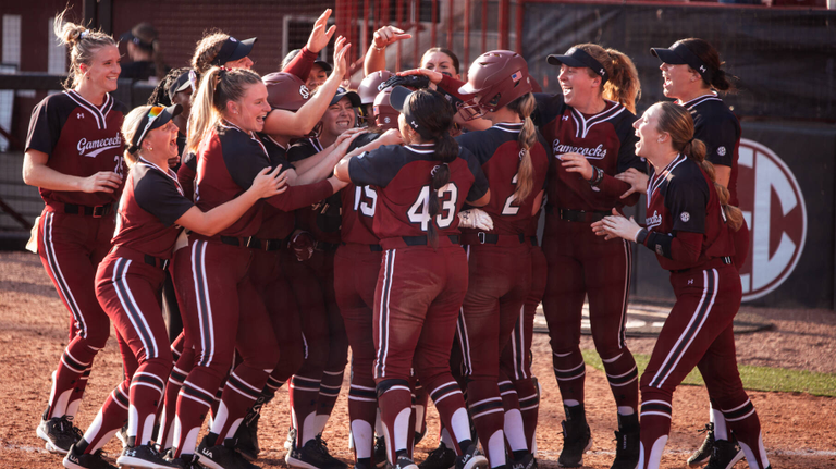 Softball – University of South Carolina Athletics