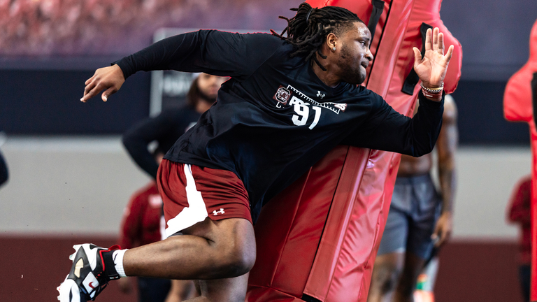 Football – University of South Carolina Athletics