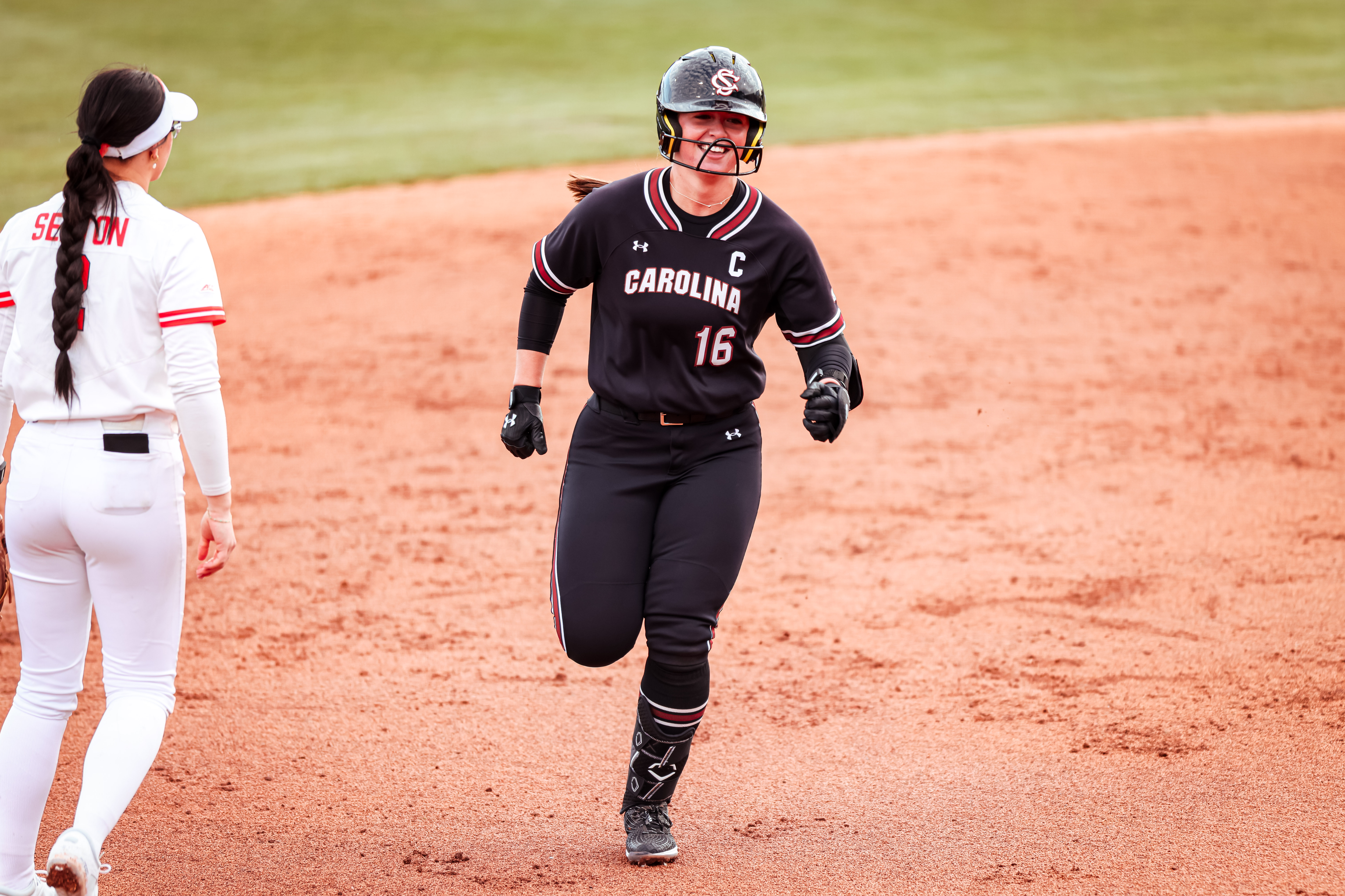 No. 12 Softball Scores 15 Runs to take Down Syracuse – University of ...