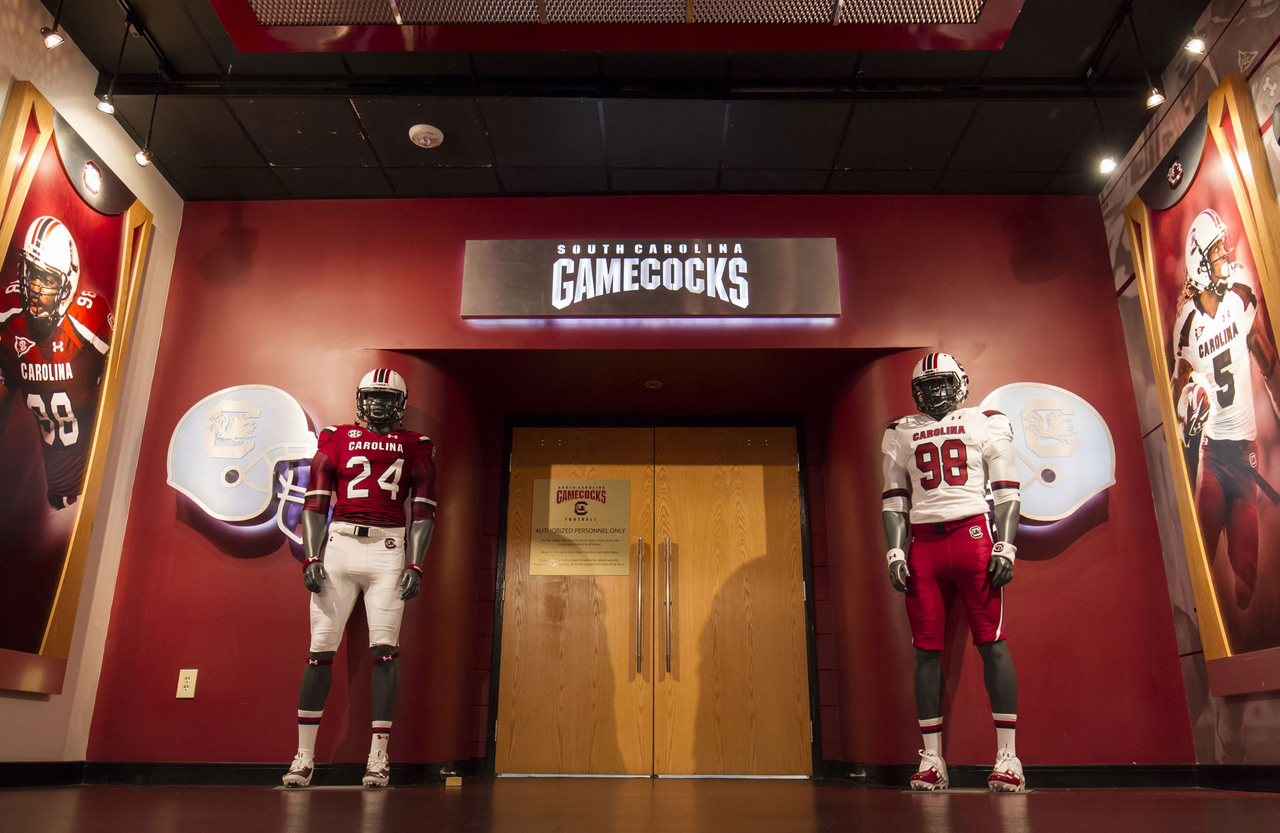 Locker Room Entry & Lounge – University of South Carolina Athletics