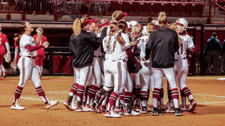 Softball – University of South Carolina Athletics