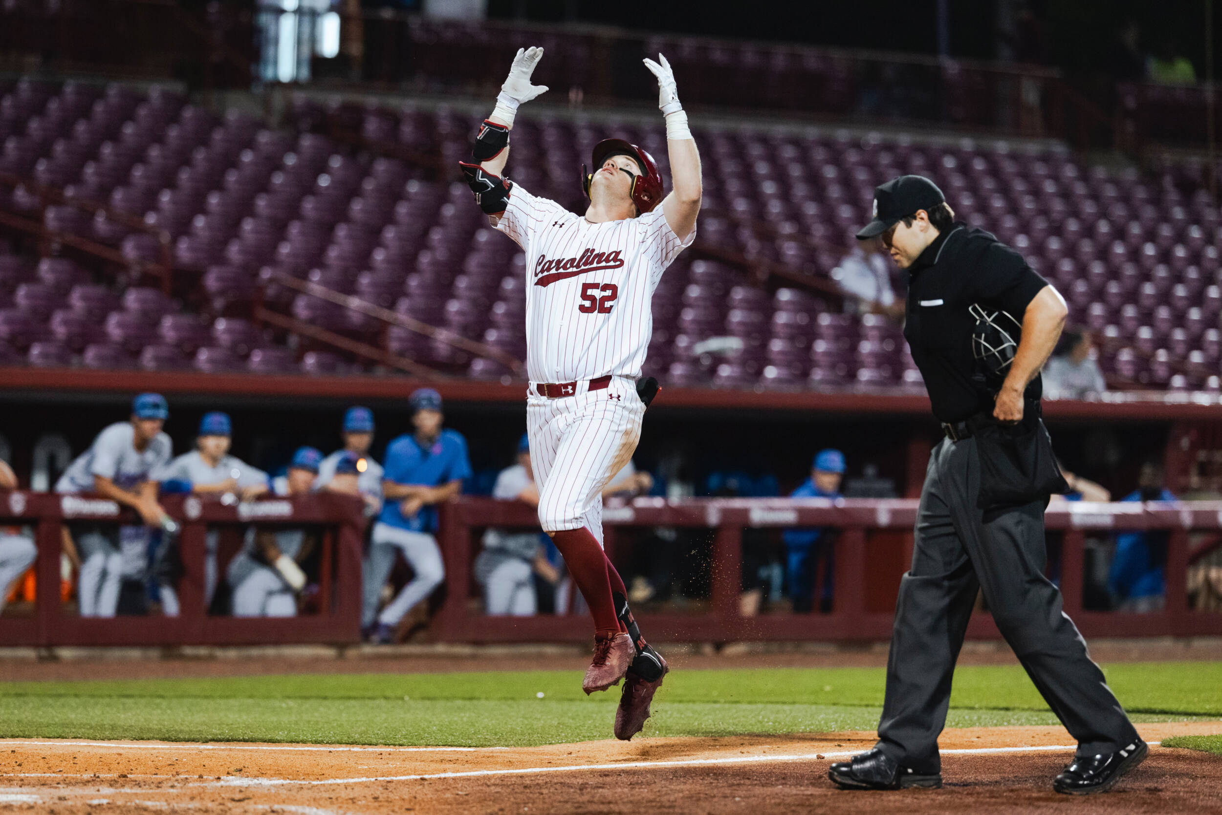 Baseball Falls to Florida to Open Series – University of South Carolina ...