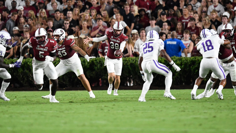 Football – University of South Carolina Athletics