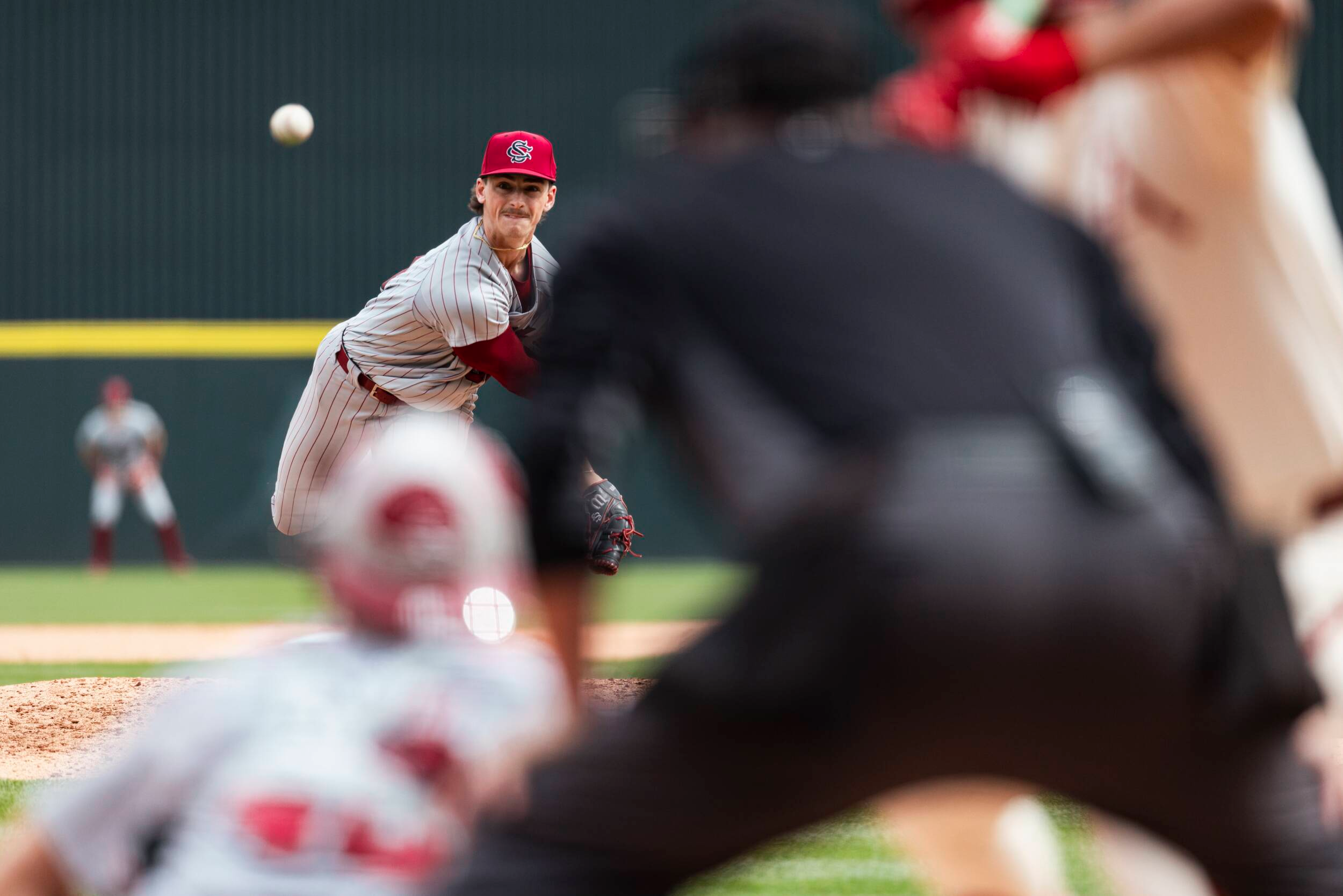 Baseball Falls in Late Innings at No. 3 Arkansas – University of South Carolina Athletics