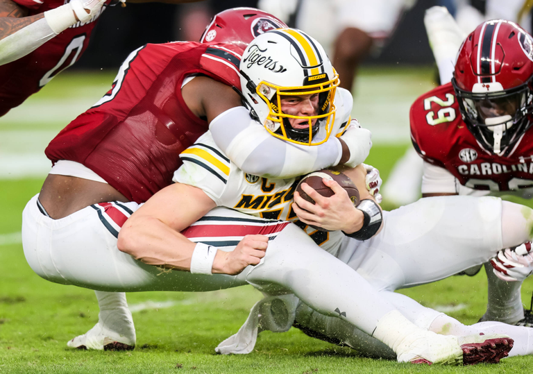 Football – University of South Carolina Athletics