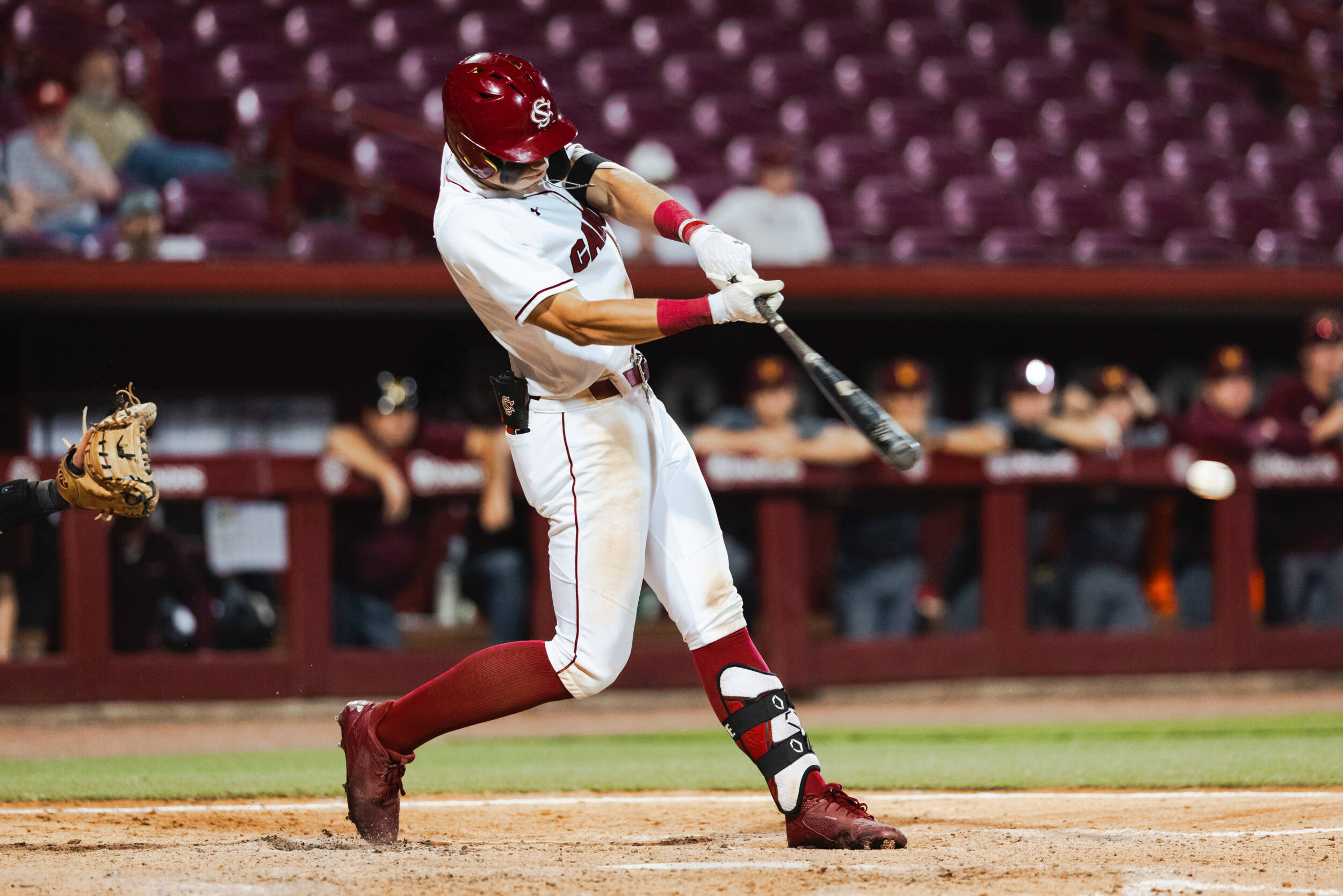 Big Eighth Inning Lifts Baseball Past Winthrop – University of South ...