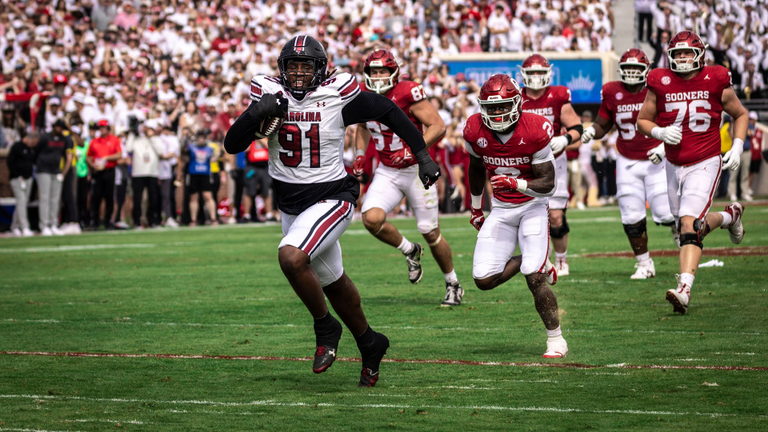 Football – University of South Carolina Athletics