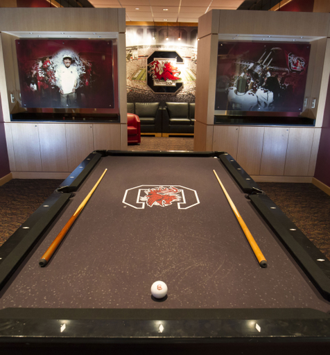 Locker Room Entry & Lounge – University of South Carolina Athletics